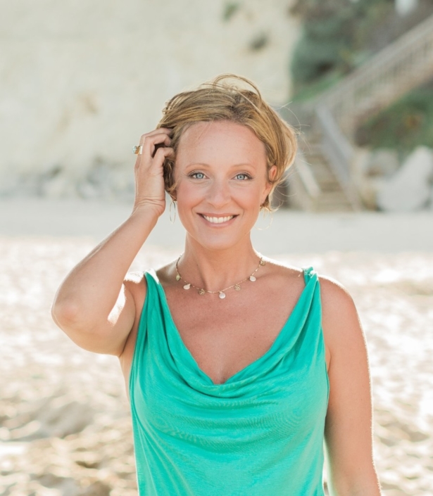 About Heather – Heather Houston Music